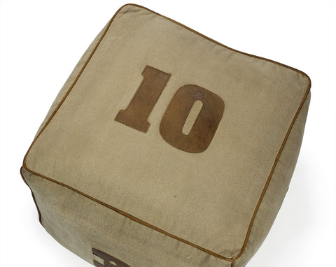 puff cuadrado con numeros en piel vintage | Mueblestudio